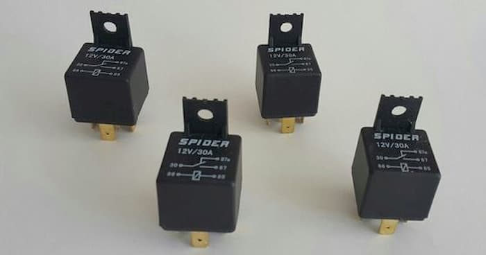 Como instalar un relevador automotriz que es y como funciona